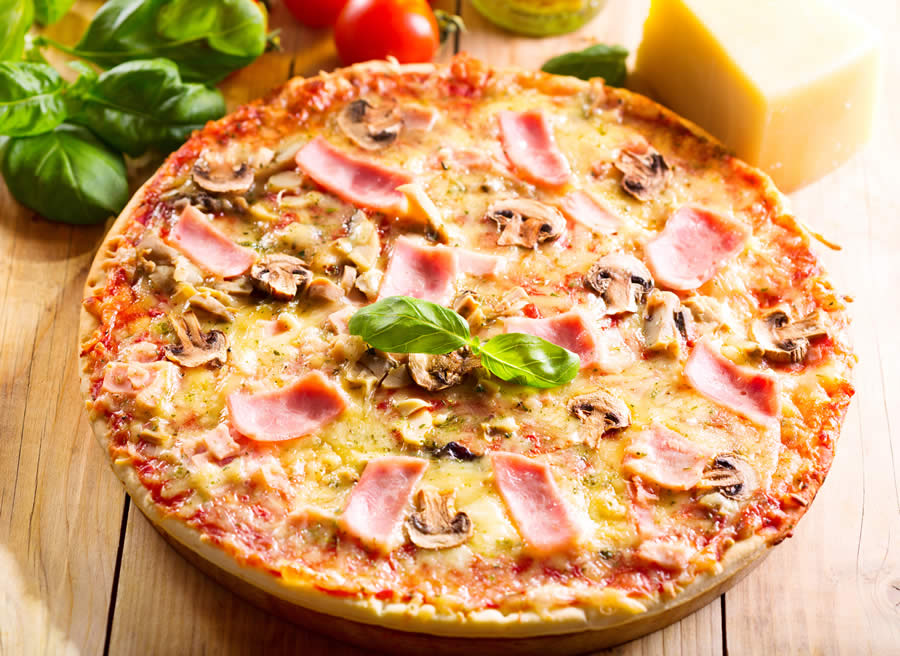 Pizza jambon champignons fromage - La Métabolique Nutrition pour une ...